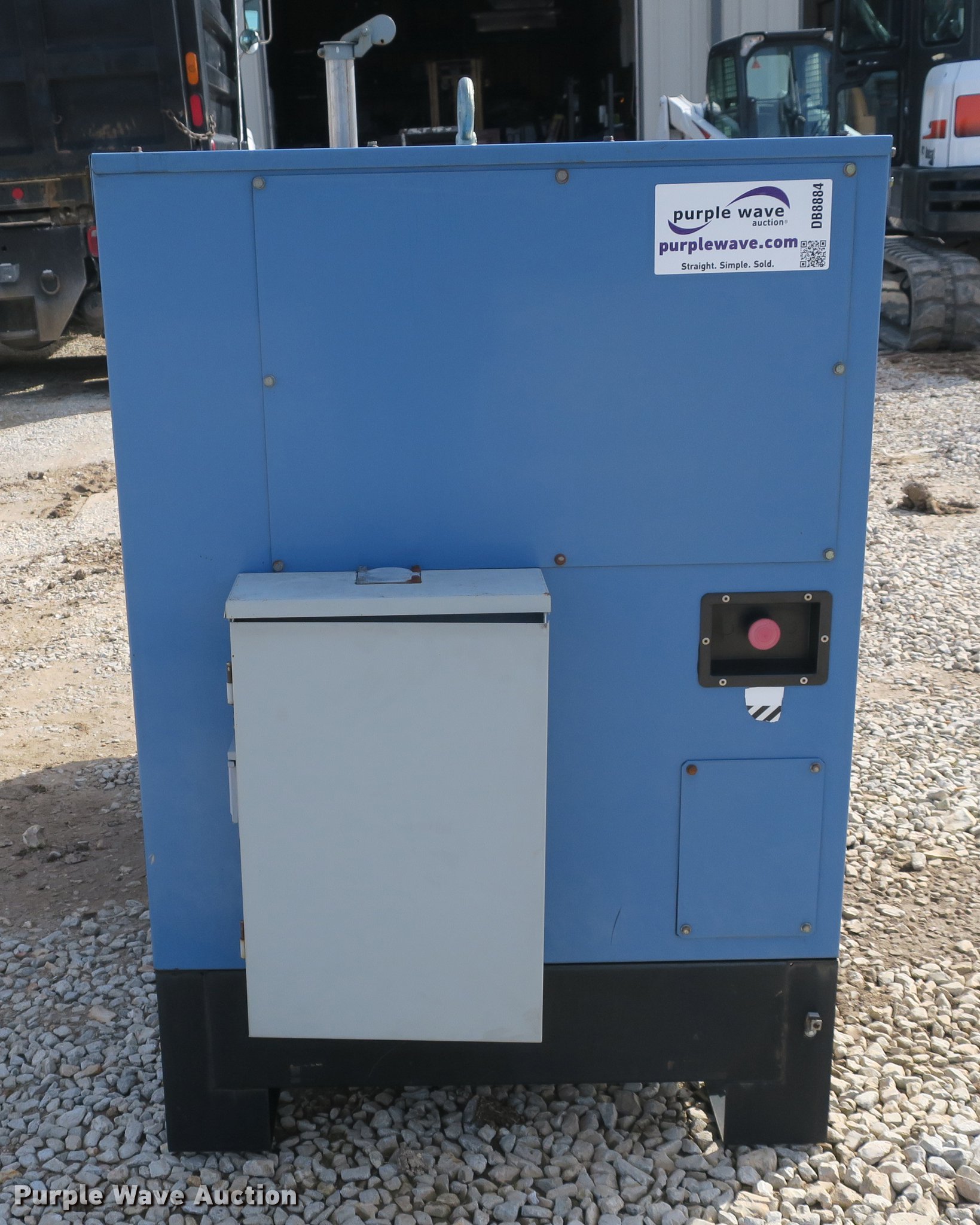 Sdmo Nexys 2 G400 generator in Sparta, MO | Item DB8884 sold | Purple Wave