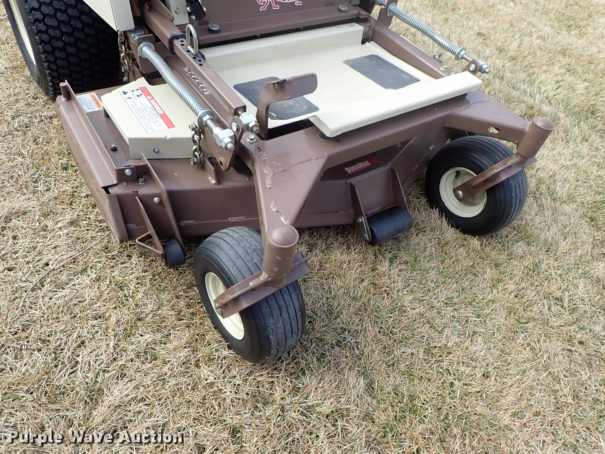 Grasshopper 227 ZTR lawn mower in Sedgwick, KS | Item FL9582 sold ...
