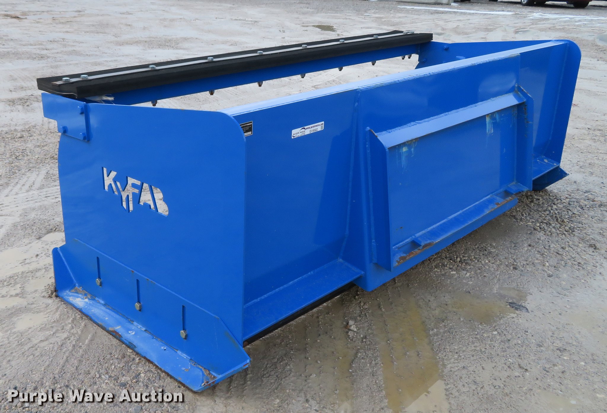 Kyfab 8'W snow pusher in Fenton, MO | Item EV9582 sold | Purple Wave