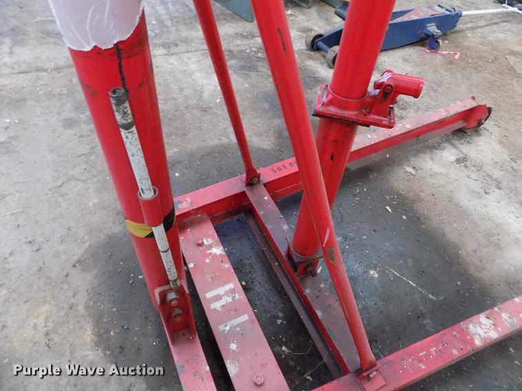 Snap-on YA-705 engine hoist in Salina, KS | Item FH9175 sold | Purple Wave