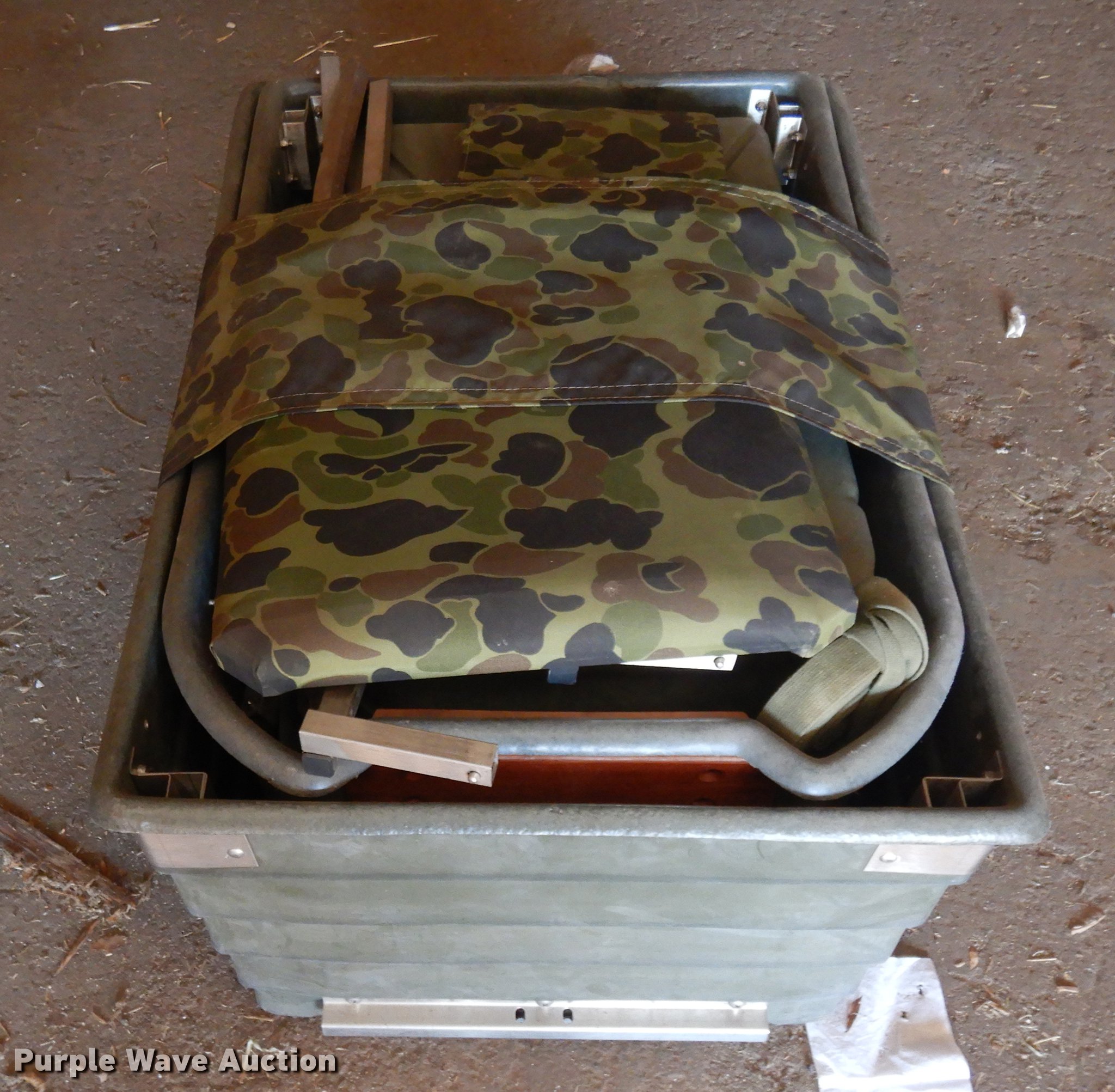 Briefcase boat in Oklahoma City, OK | Item FQ9245 sold | Purple Wave