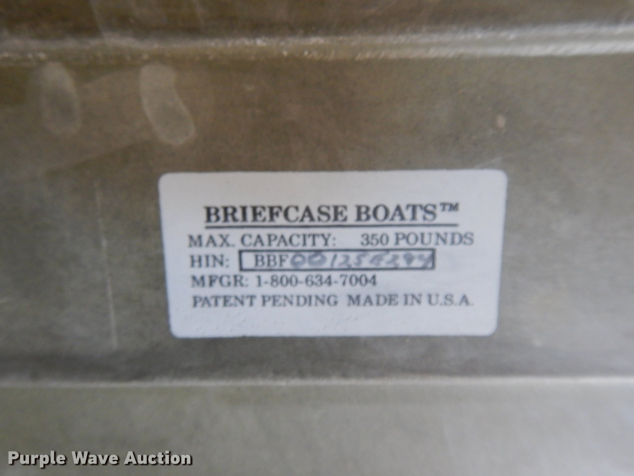 Briefcase boat in Oklahoma City, OK | Item FQ9245 sold | Purple Wave
