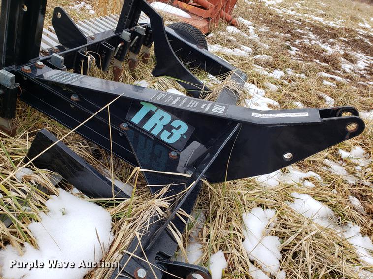TR3 3-in-1 rake in Stover, MO | Item AV9279 sold | Purple Wave
