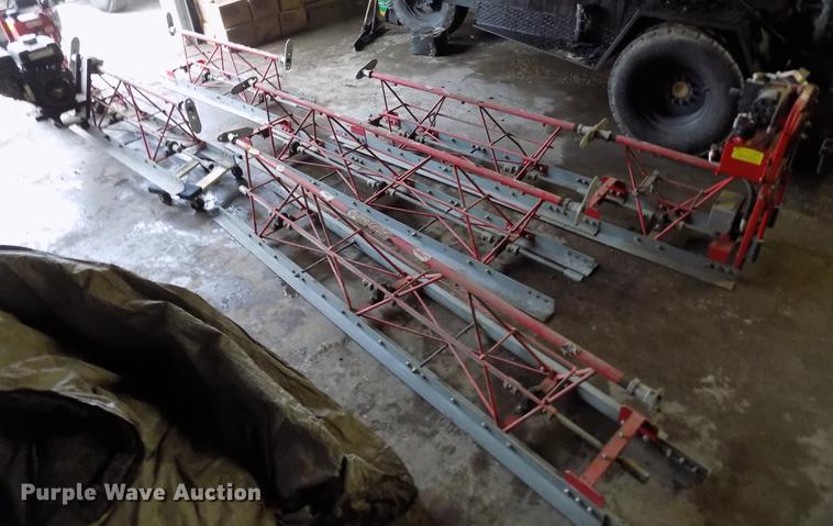 Allen Razorback SE12 screed in Hays, KS | Item FA9537 sold | Purple Wave
