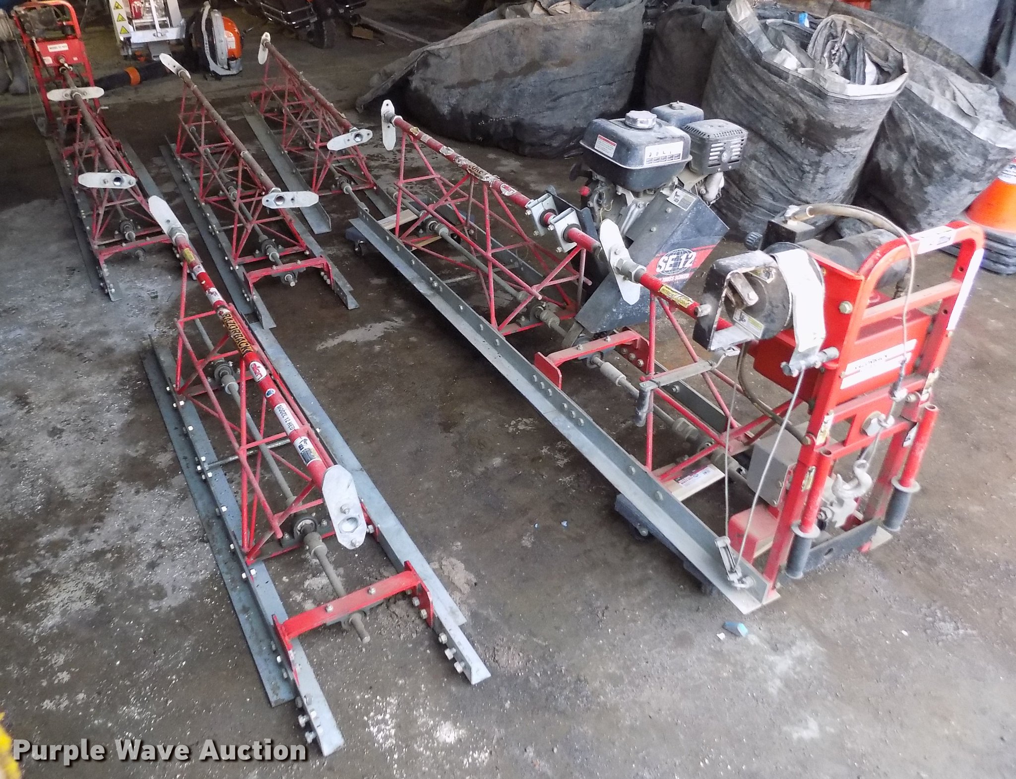 Allen Razorback SE12 screed in Hays, KS | Item FA9537 sold | Purple Wave