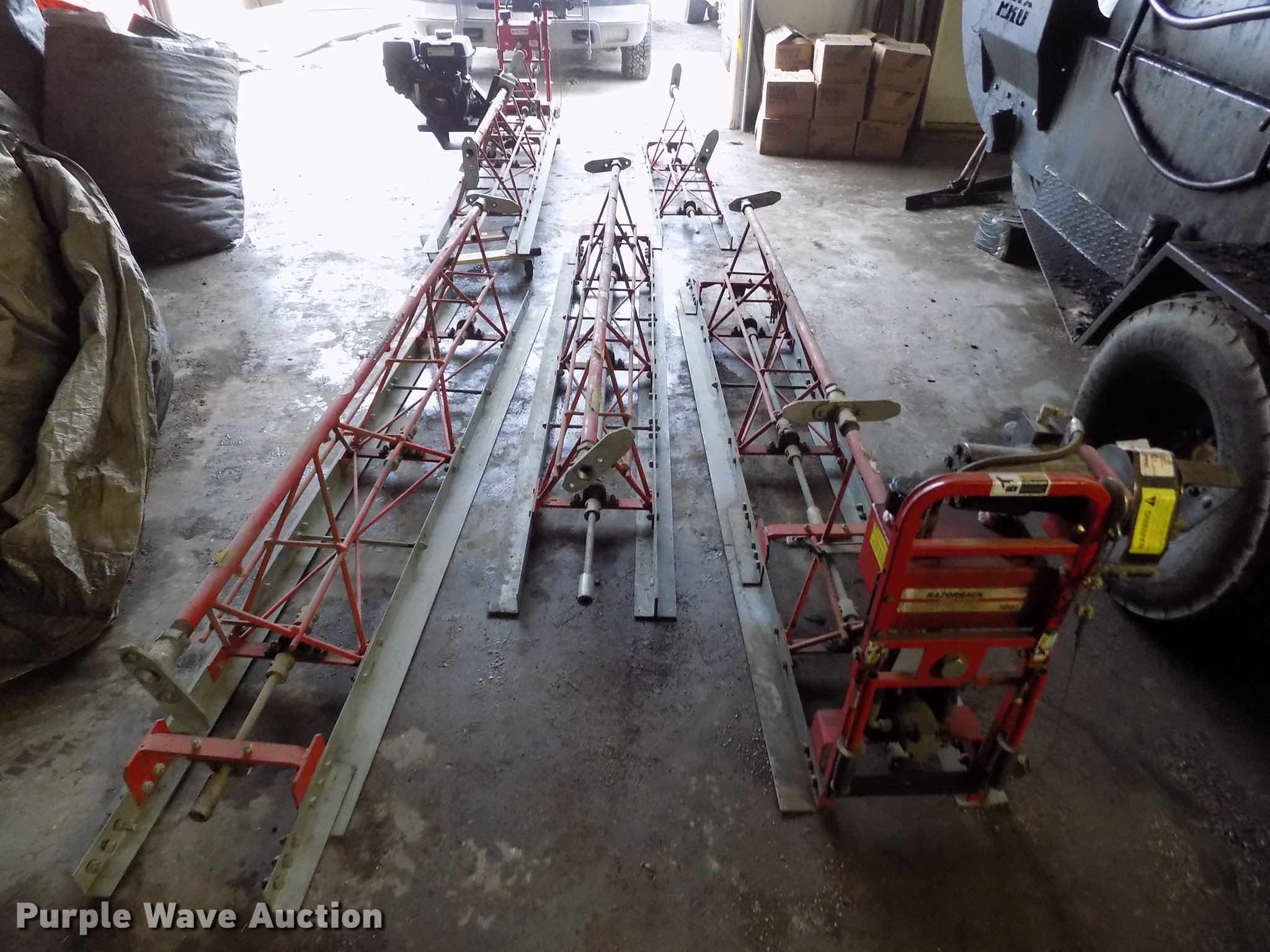 Allen Razorback SE12 screed in Hays, KS | Item FA9537 sold | Purple Wave