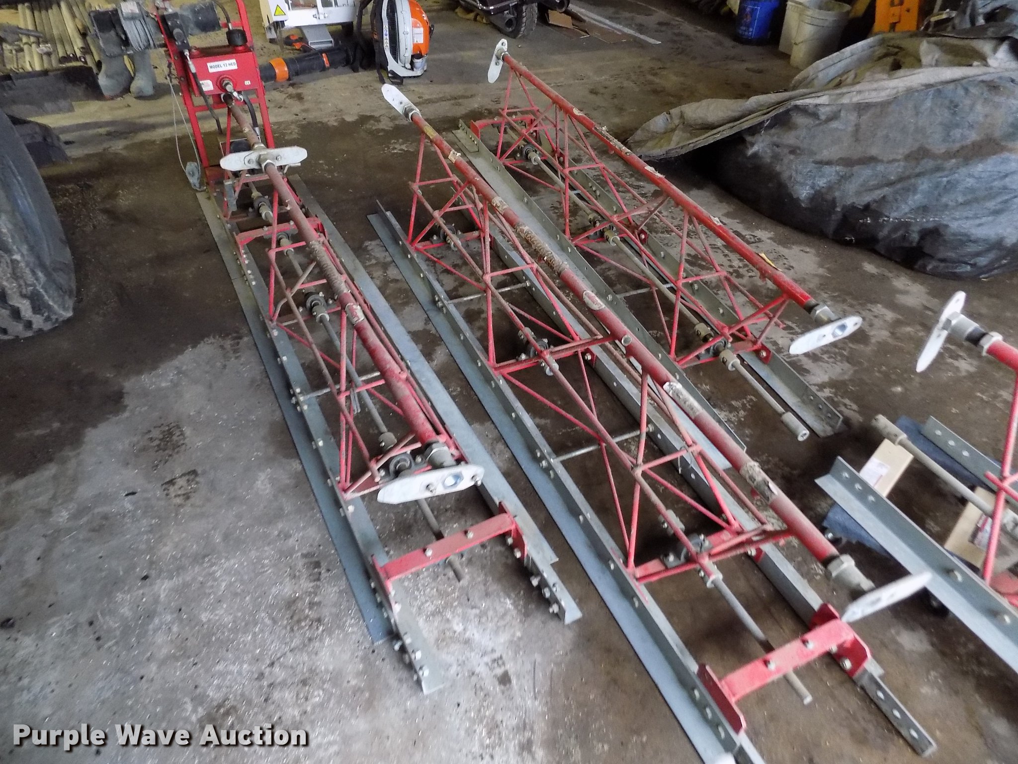 Allen Razorback SE12 screed in Hays, KS | Item FA9537 sold | Purple Wave