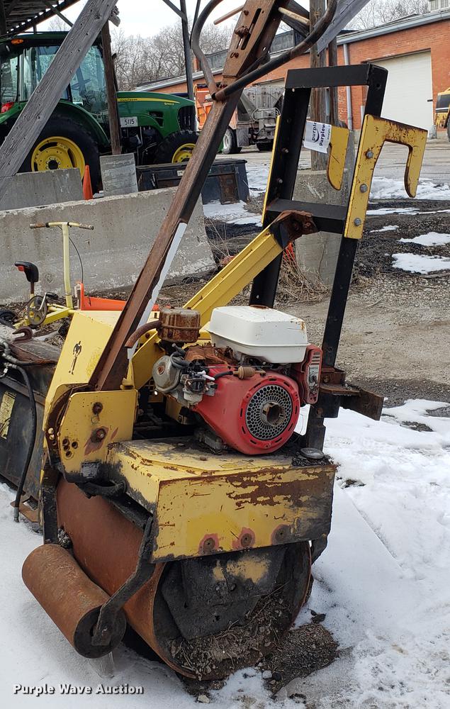 Wacker RSS800A single drum roller in Independence, MO | Item DF3289 ...
