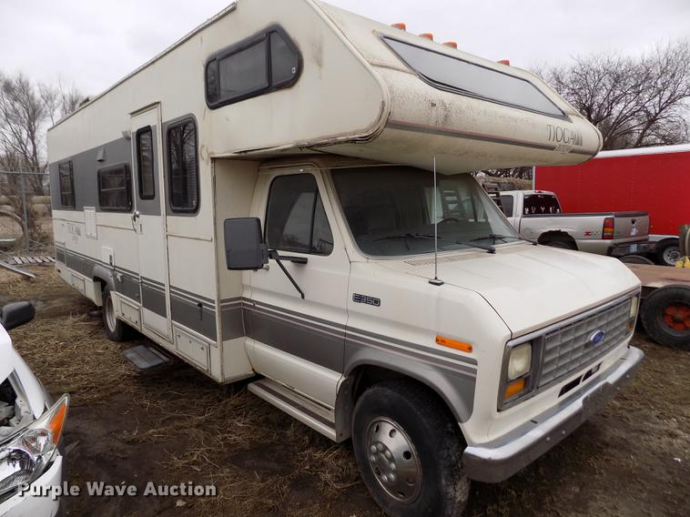 1991 Ford Econoline E350 Tioga Arrow RV in Concordia, KS | Item FA9542 sold | Purple Wave