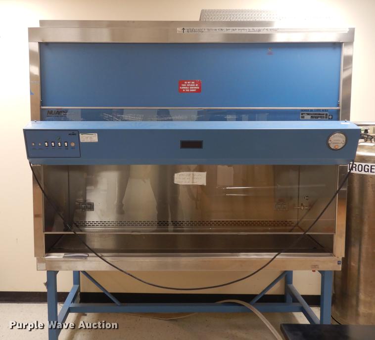 Nuaire biological safety cabinet in Edmond, OK | Item FG9013 sold ...