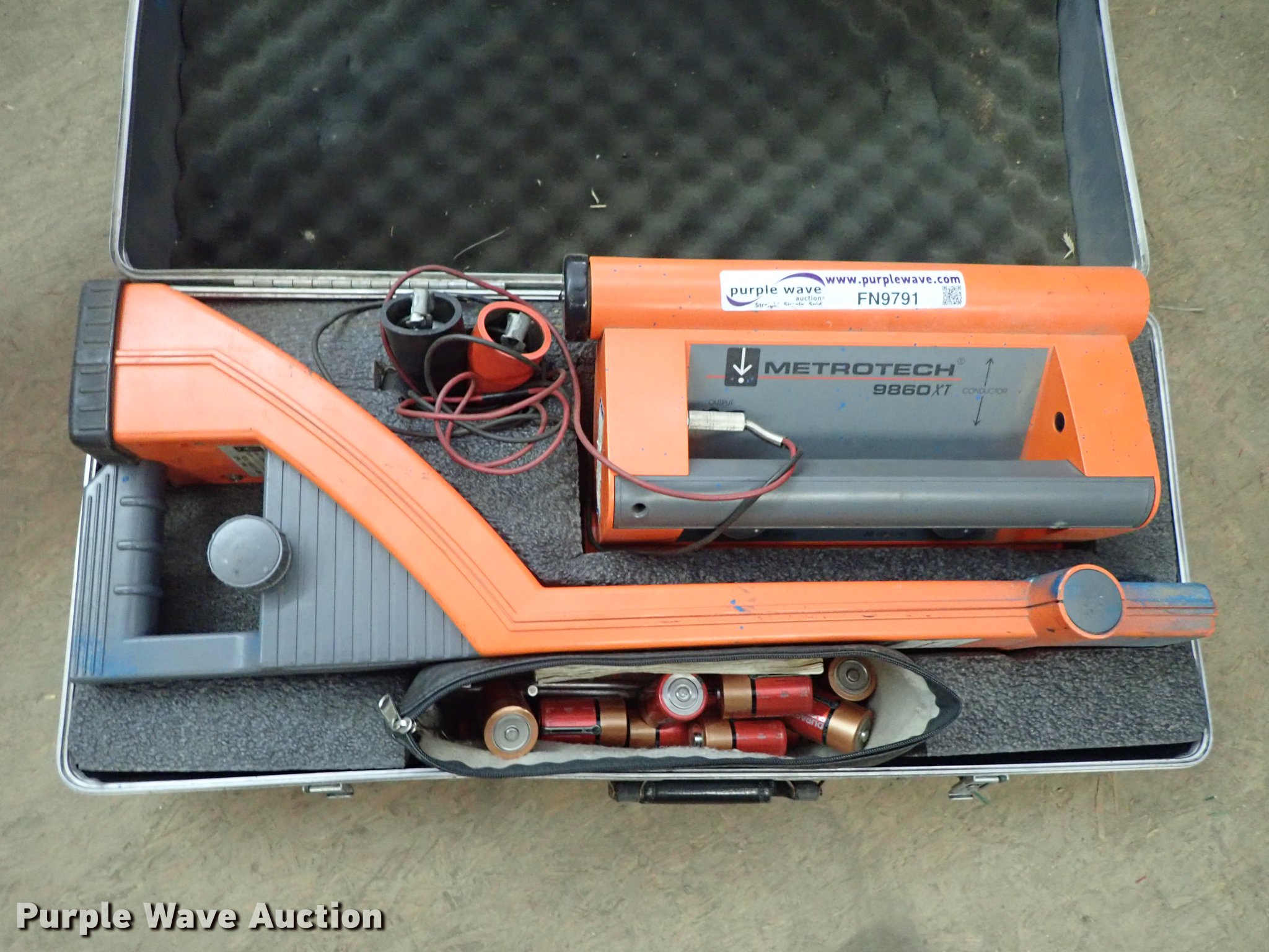 Metrotech underground locating equipment in Colwich, KS | Item FN9791 ...