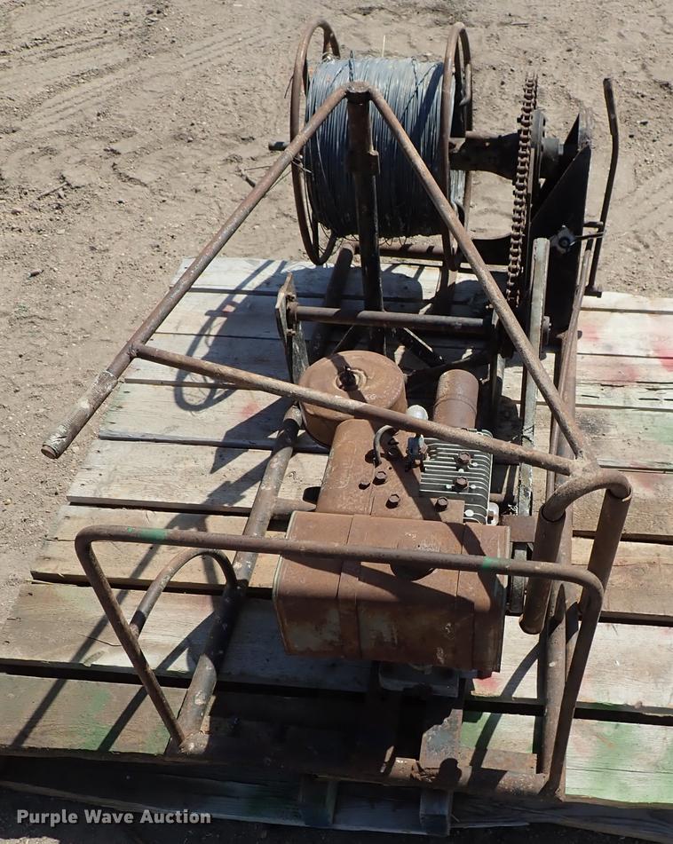 EZ Roll 203 wire roller in Kinsley, KS | Item FN9832 sold | Purple Wave