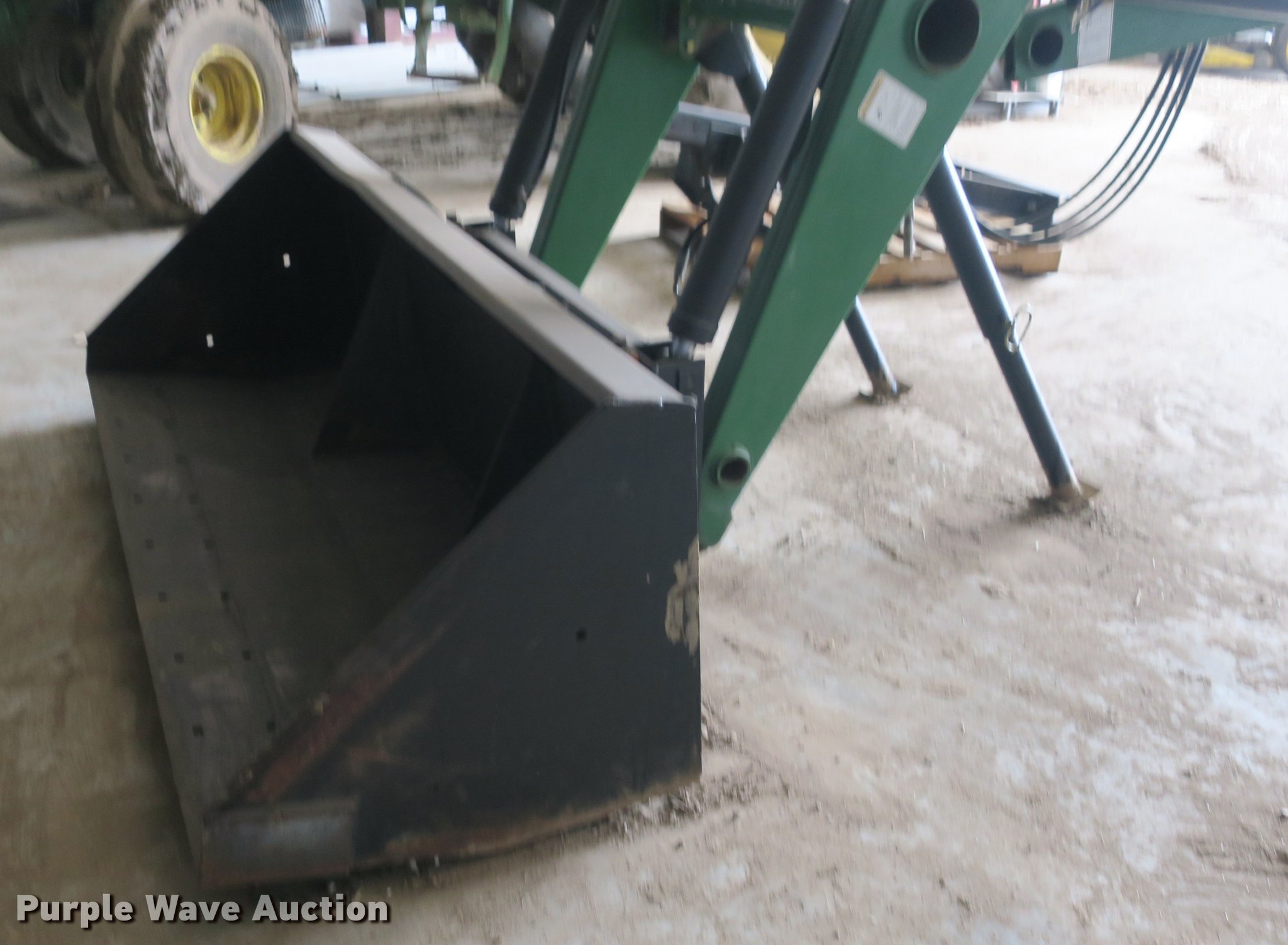 Koyker 565 loader in Lebanon, MO | Item EO9475 sold | Purple Wave