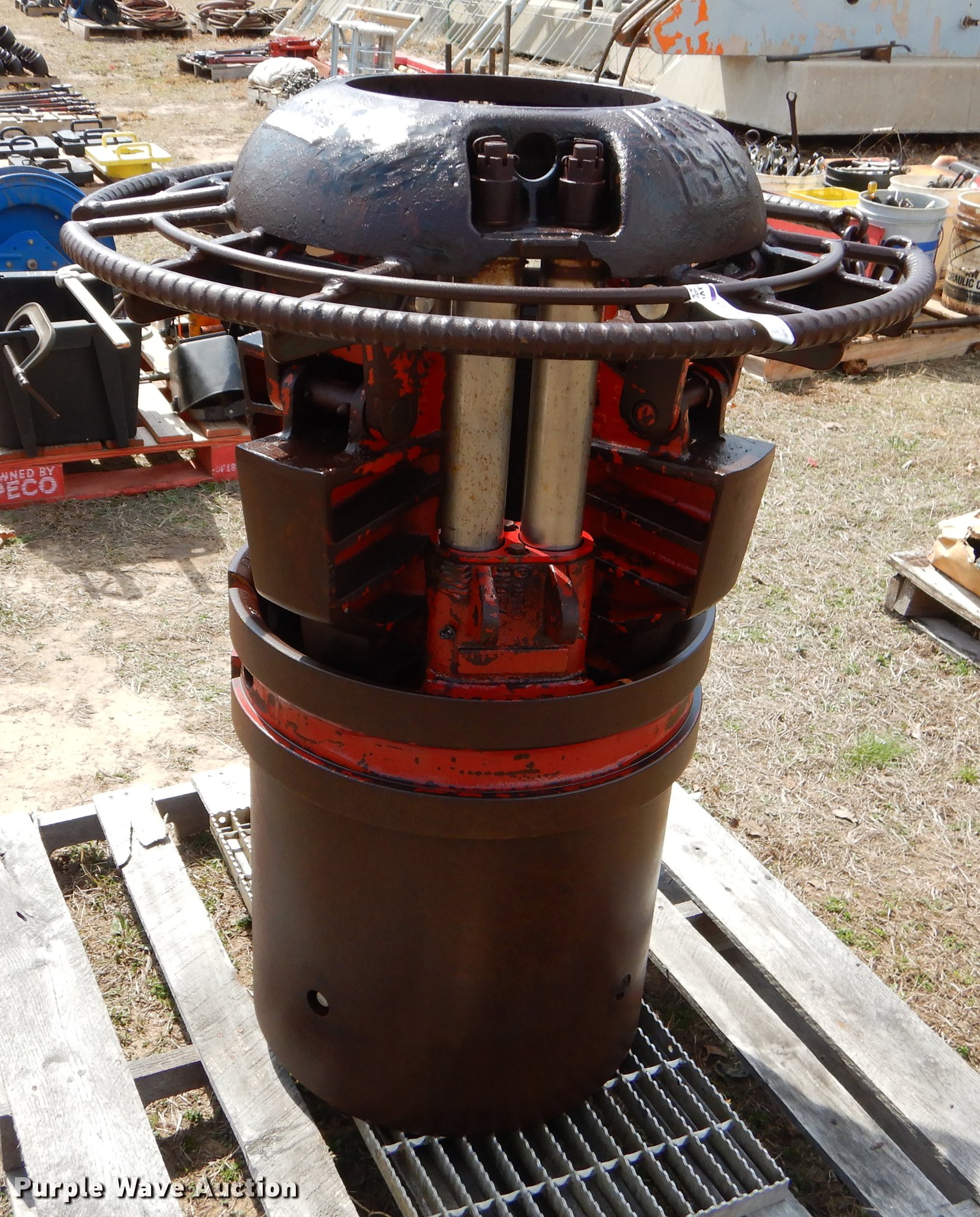 Varco PS-15 power slips in Cleveland , OK | Item EZ9876 sold | Purple Wave