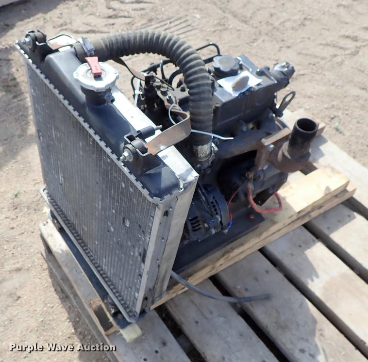 Mitsubishi L-38 three cylinder diesel engine in Kinsley, KS | Item ...