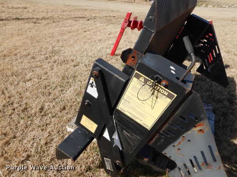 Thieman TT12 end gate lift in Owasso, OK | Item EZ9774 sold | Purple Wave