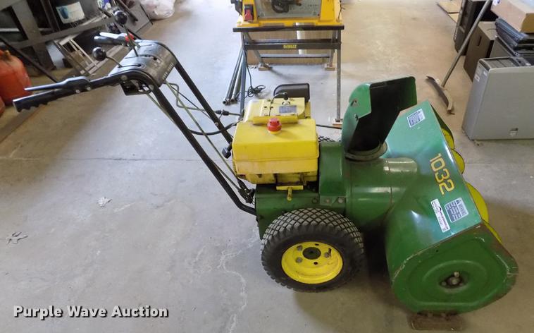 John Deere 1032 snow blower in Concordia, KS | Item FA9681 sold ...
