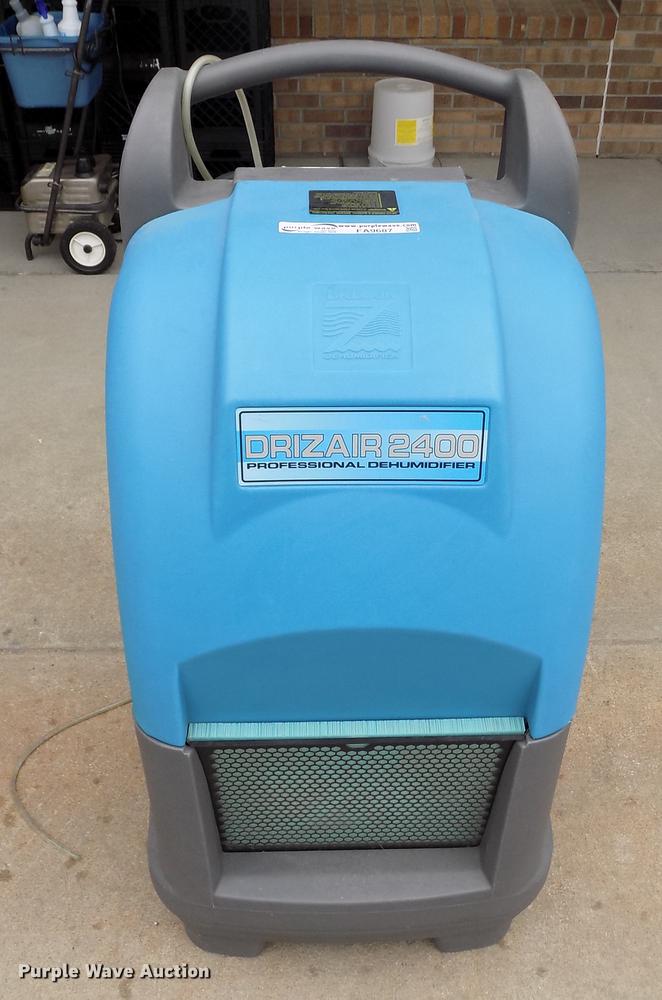 Drizair 2400 dehumidifier in Concordia, KS | Item FA9687 sold | Purple Wave