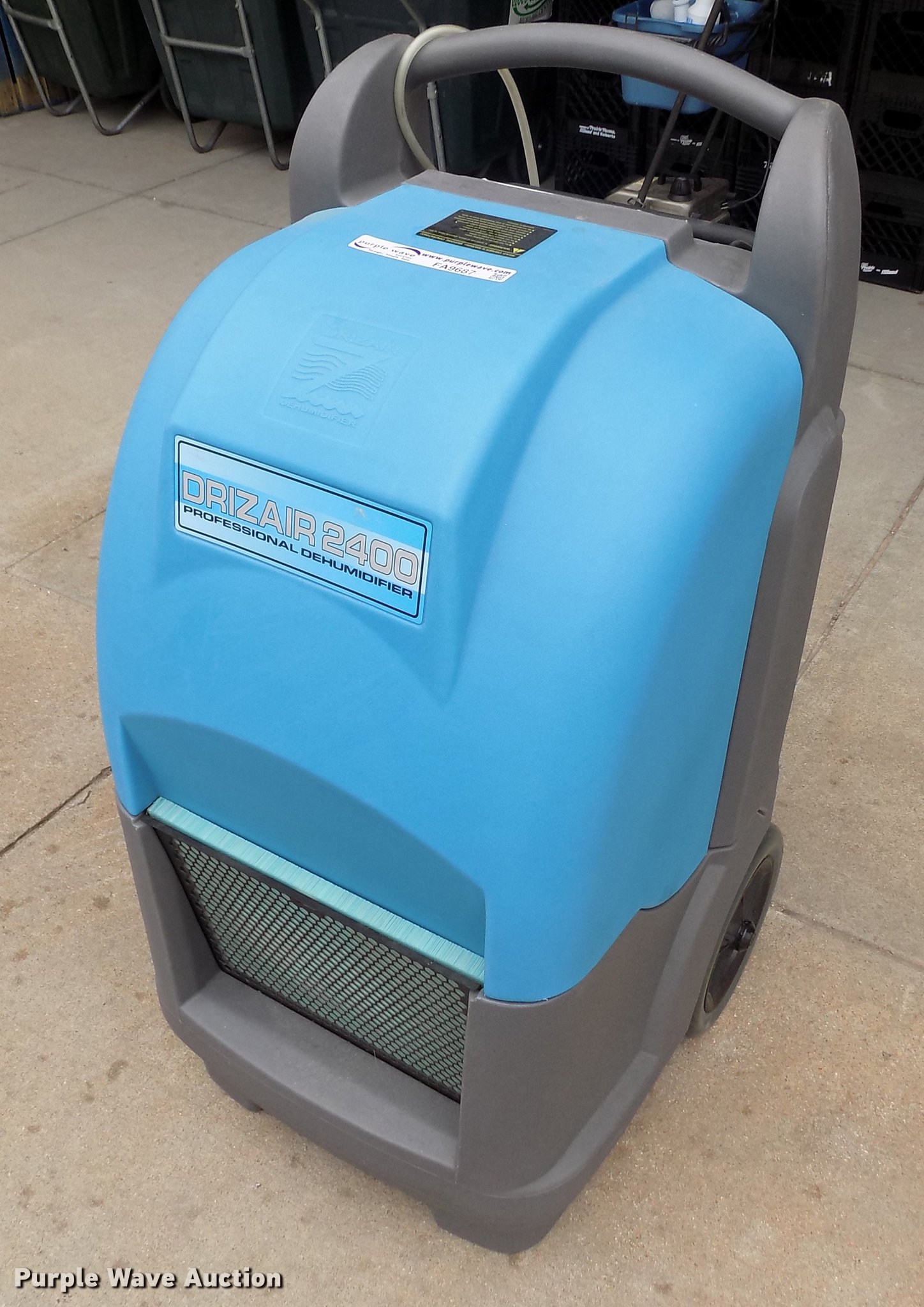 Drizair 2400 dehumidifier in Concordia, KS | Item FA9687 sold | Purple Wave