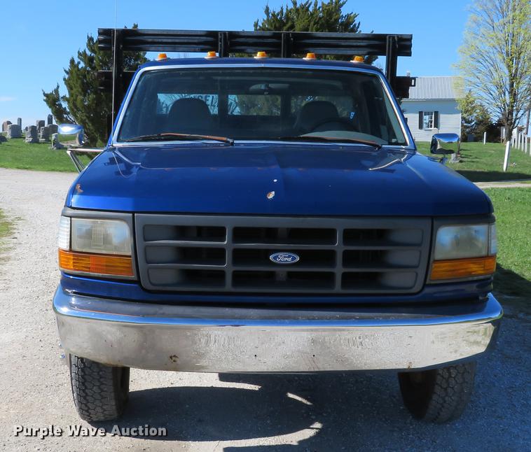 1997 Ford F350 XL flatbed pickup truck in Moscow Mills, MO | Item ...