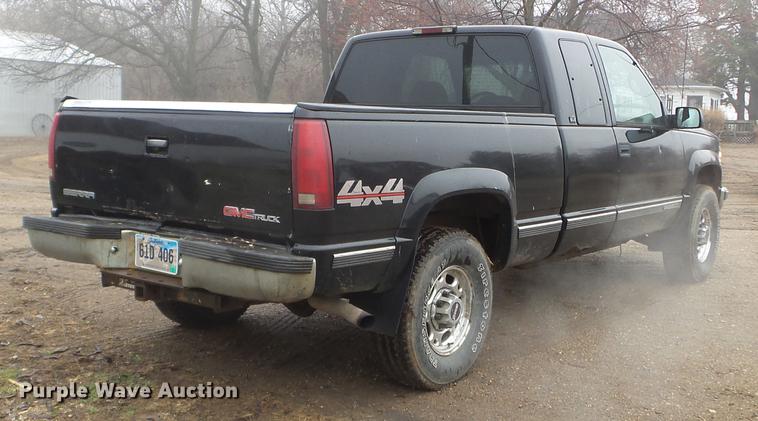 1996 GMC Sierra 2500 Ext. Cab pickup truck in Chancellor, SD | Item ...