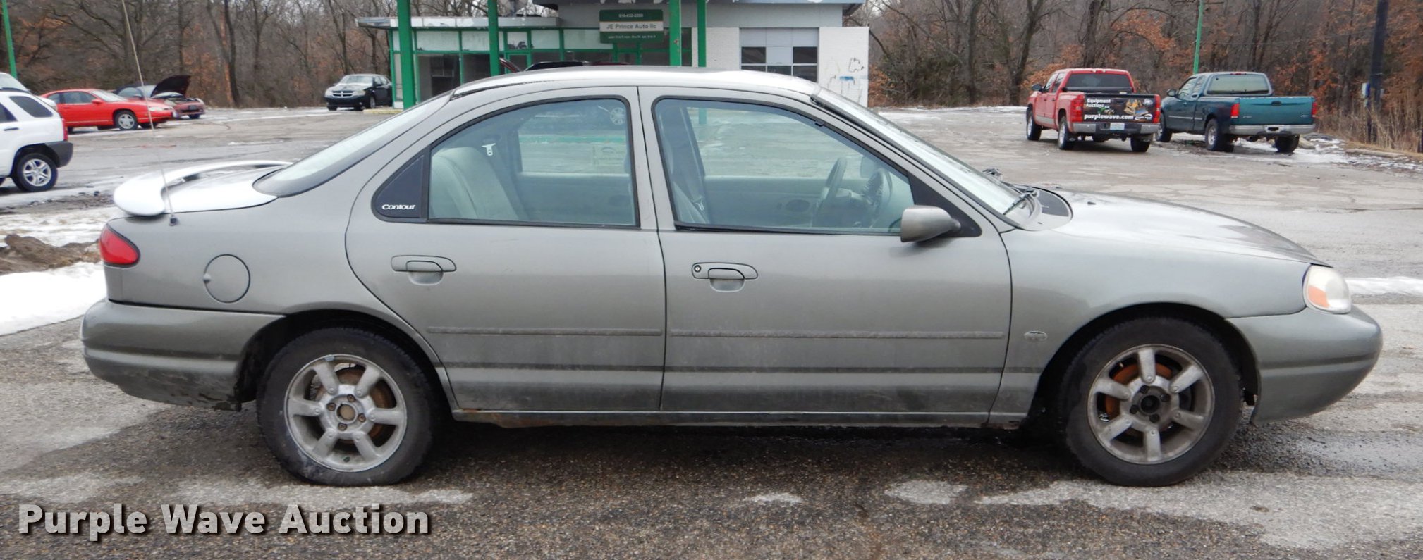 1998 Ford Contour SE in Cameron, MO | Item DE6010 sold | Purple Wave