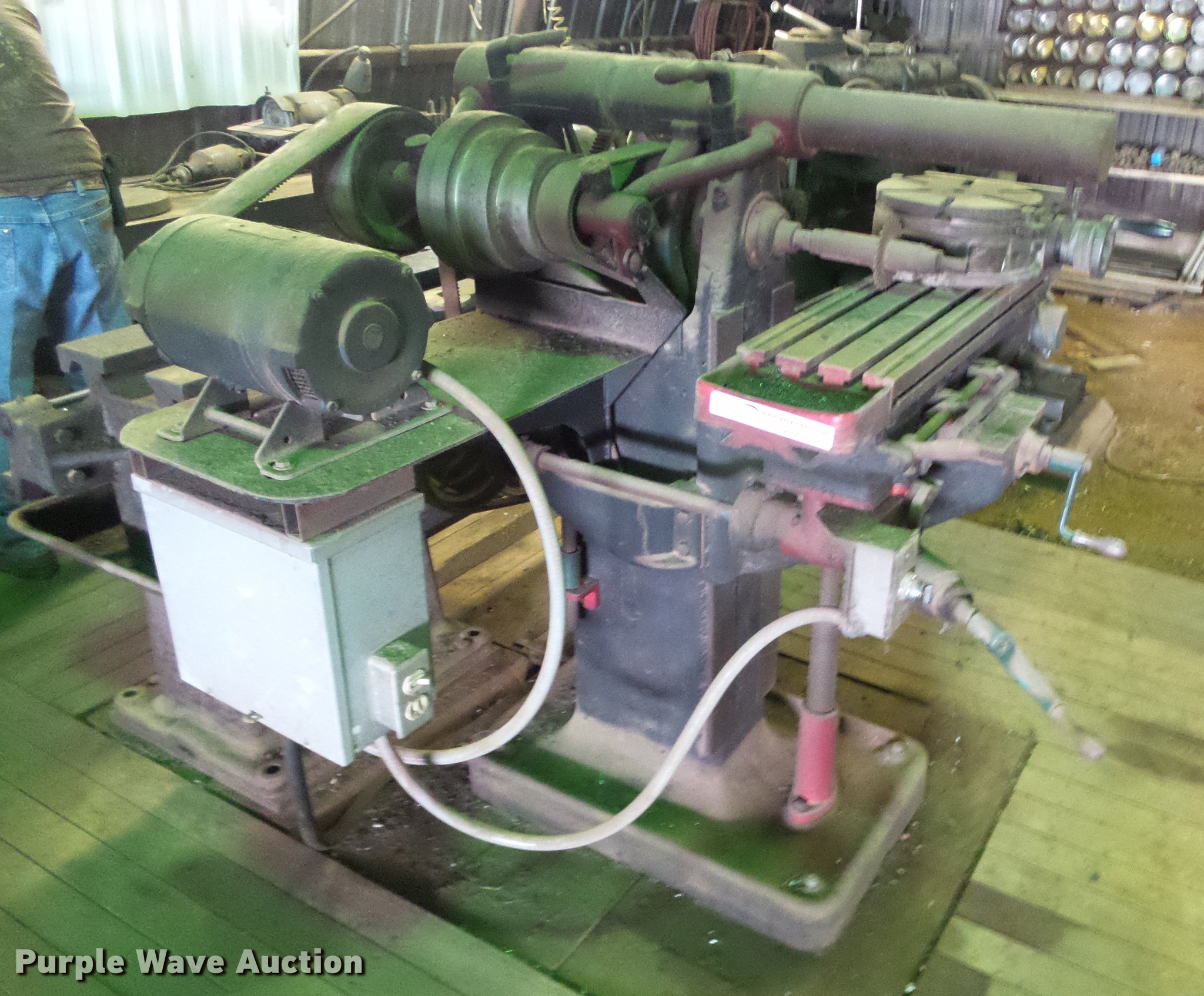 Turner Machinery Co. Becker No. 25 milling machine in Woodward, OK ...