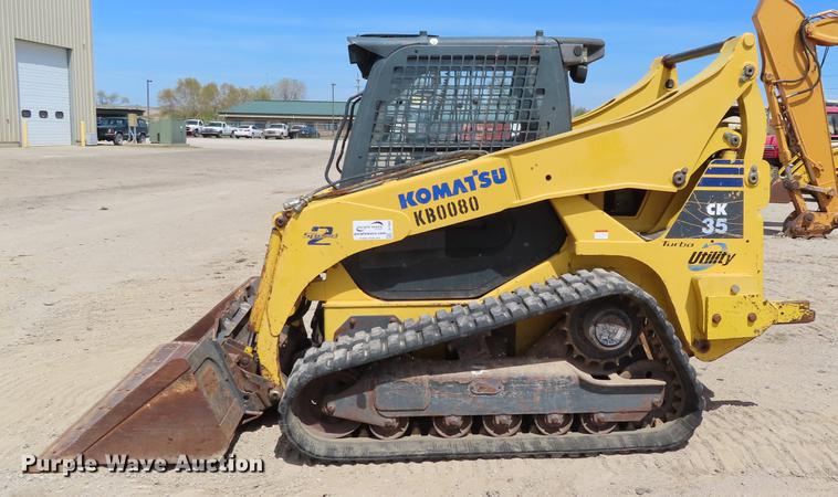 2007 Komatsu CK35-1 skid steer in Topeka, KS | Item DF7809 sold | Purple Wave