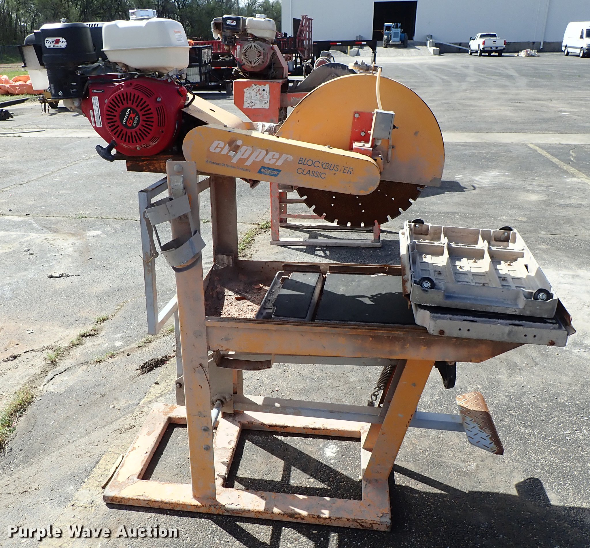 Norton Clipper BBL1327 masonry saw in Wichita, KS | Item FN9857 sold ...