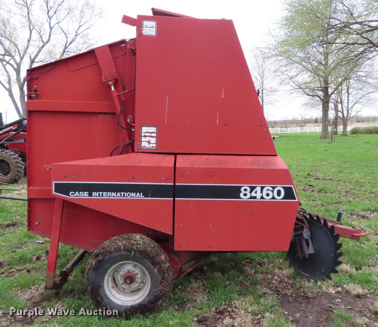 1990 Case IH 8460 round baler in Auburn, KS | Item DF7799 sold | Purple ...