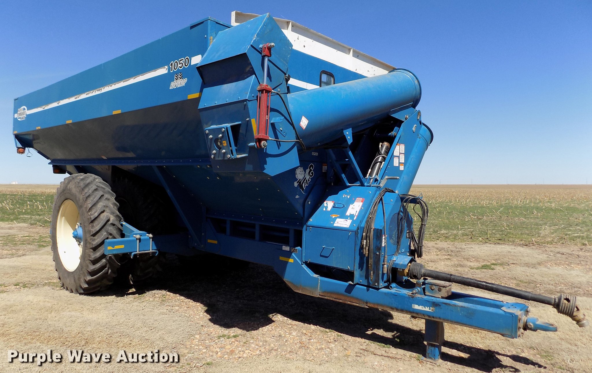 2005 Kinze Grain Commander 1050 grain cart in Menlo, KS | Item DE1148 ...