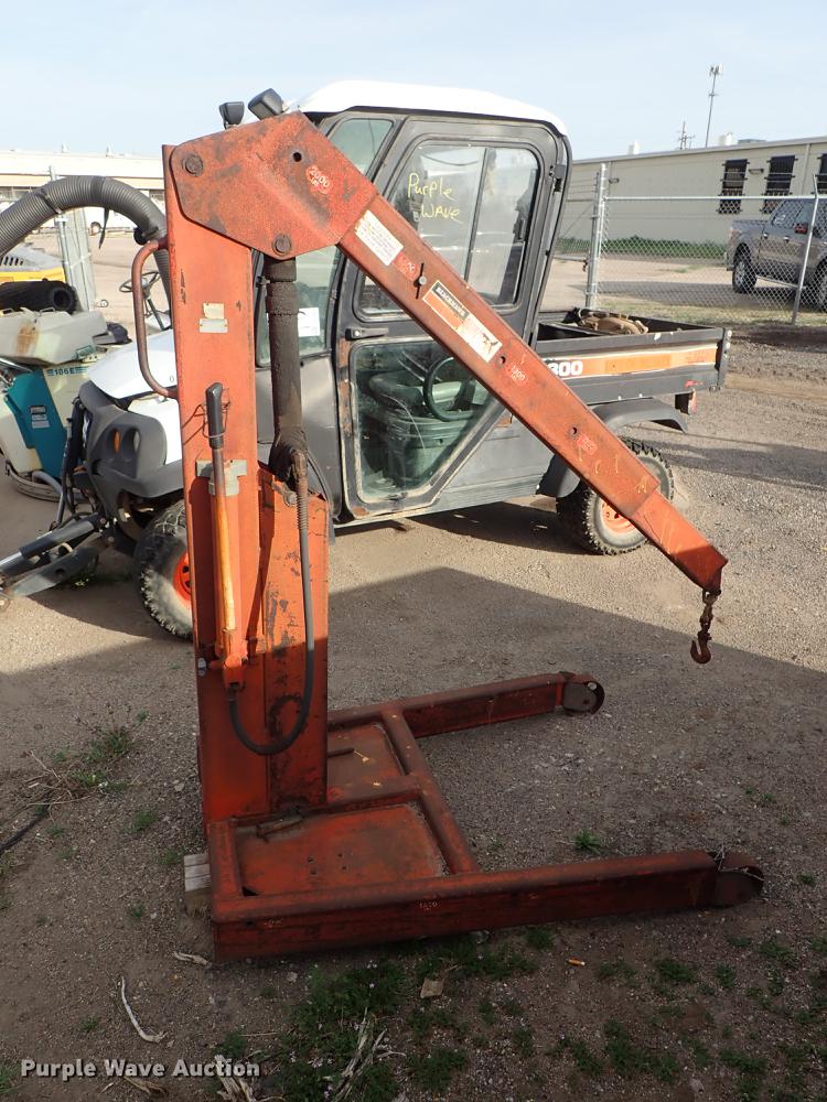 Blackhawk MC-11 engine hoist in Wichita, KS | Item DQ9642 sold | Purple ...