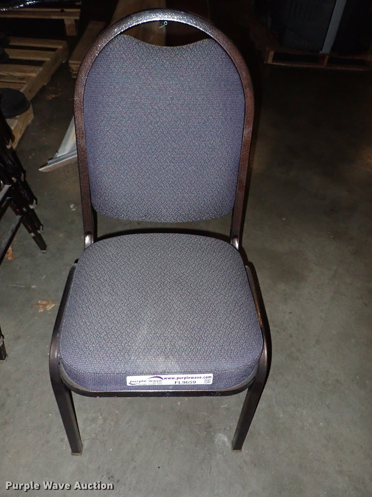 (11) chairs in Wichita, KS | Item FL9659 sold | Purple Wave