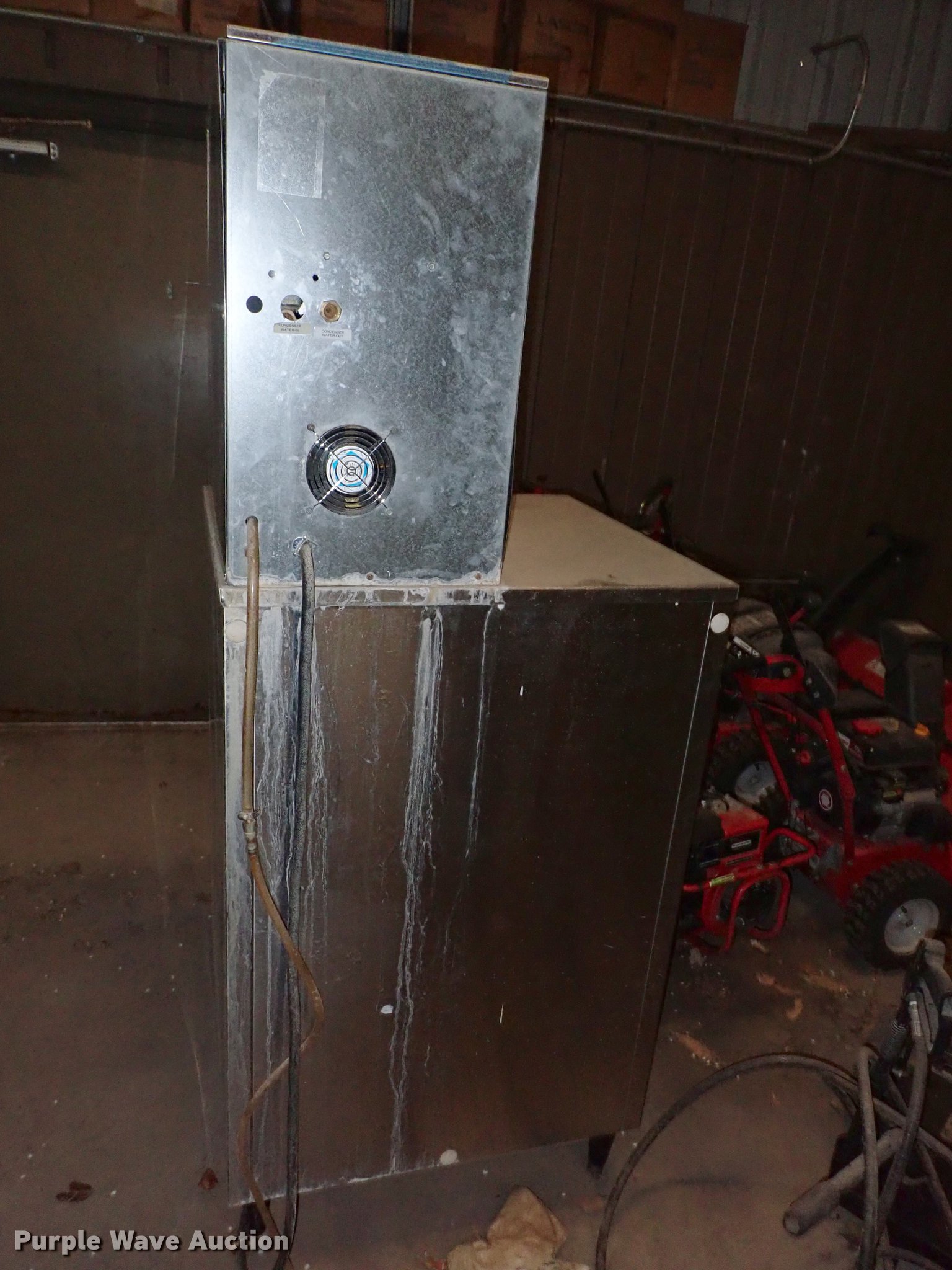 Cornelius ice machine in Wichita, KS | Item FL9683 sold | Purple Wave
