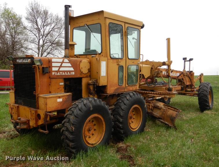 Fiat-Allis FG85 motor grader in Trenton, MO | Item DE8336 sold | Purple ...