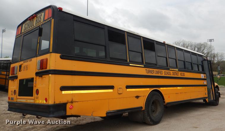 2006 Freightliner B2 Thomas school bus in Kansas City, KS | Item DG0998 ...