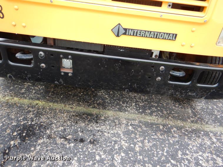 1998 International Mid Bus 3400 school bus in Eudora, KS | Item DG1042 ...