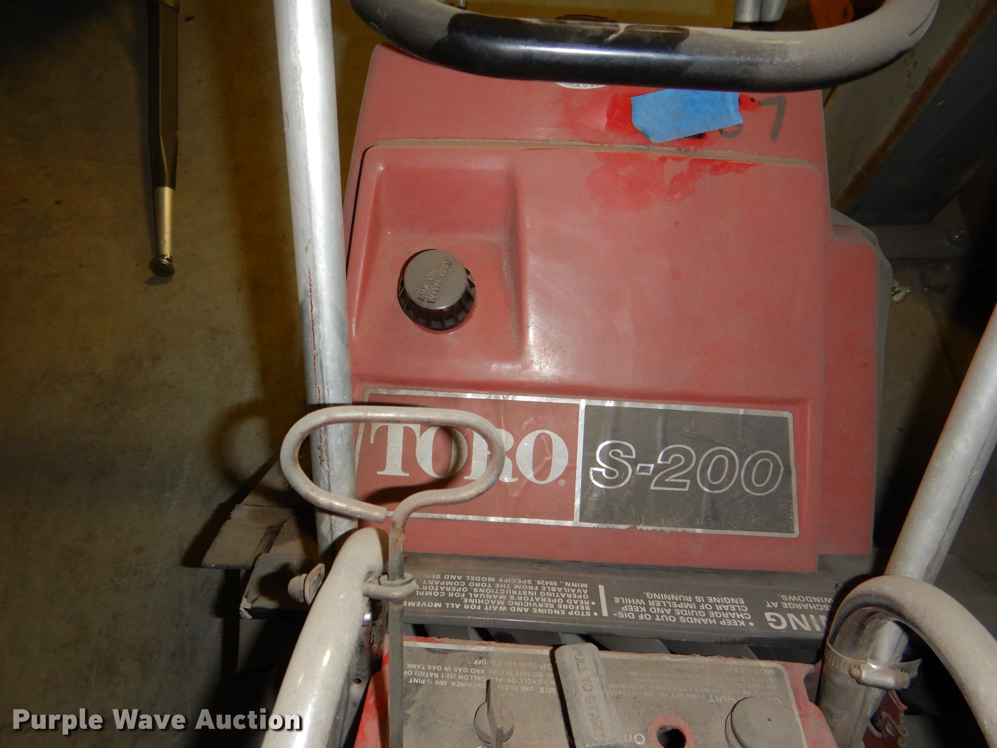(3) Toro S200 snow blowers in Emporia, KS | Item FK9183 sold | Purple Wave