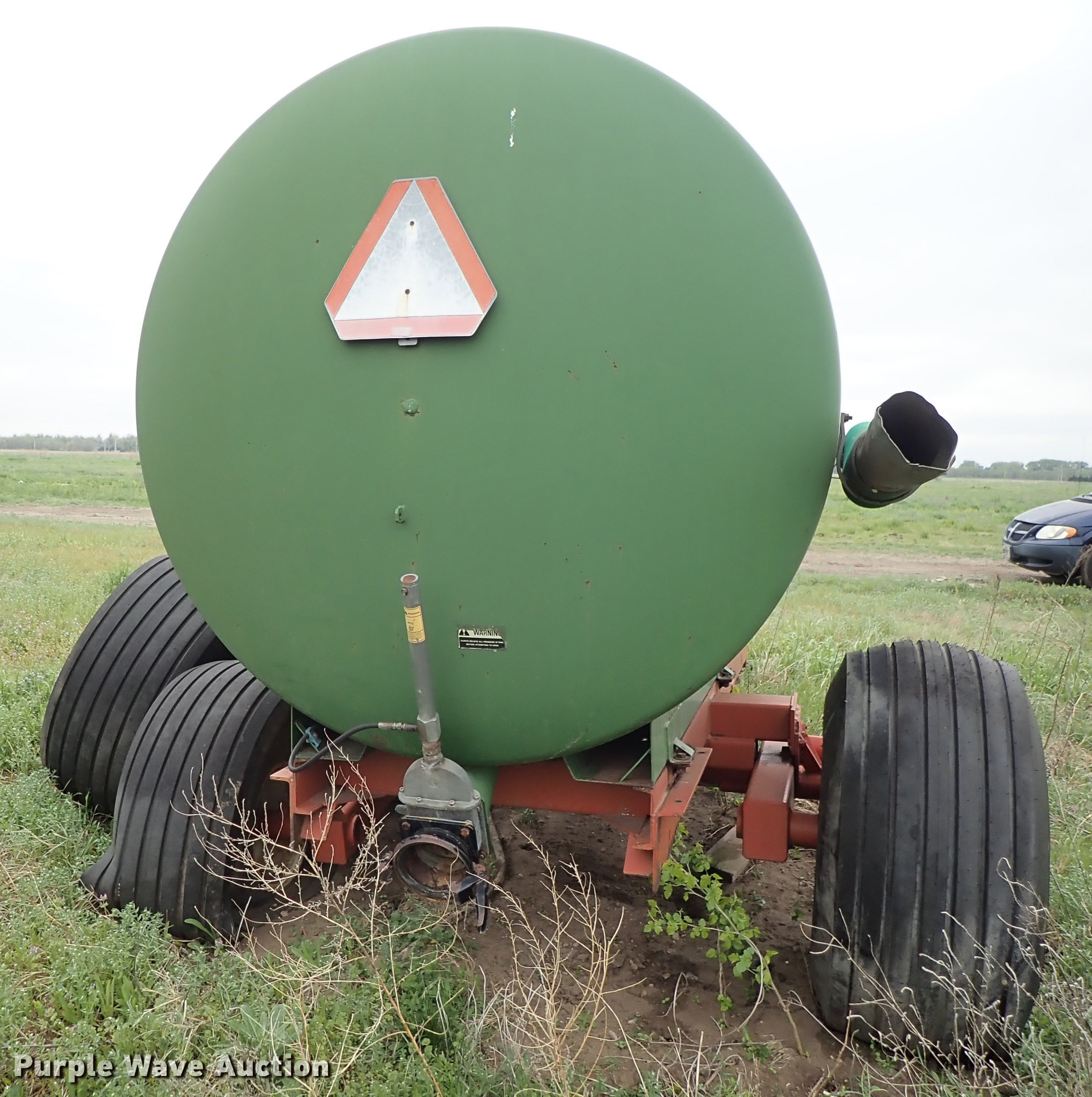 Balzer 2600 Magnum liquid fertilizer spreader in Hutchinson, KS | Item ...