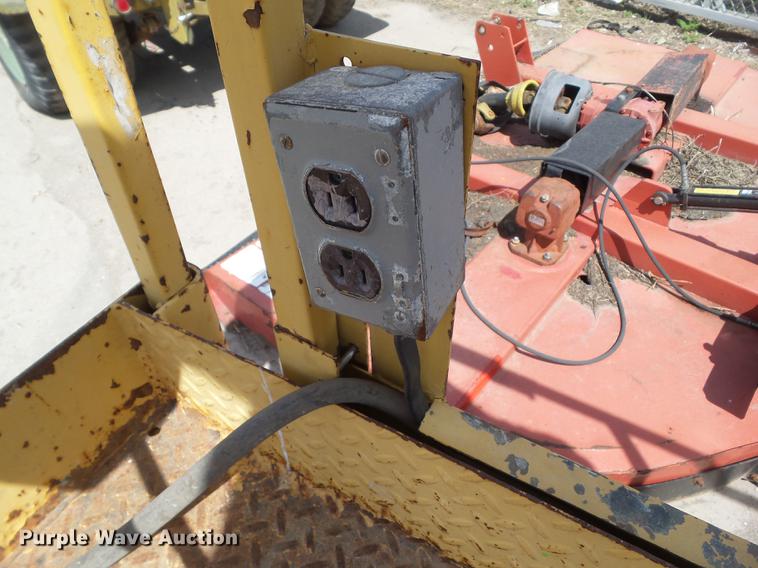 Grove SM2632E scissor lift in Des Moines, IA | Item DF0758 sold ...