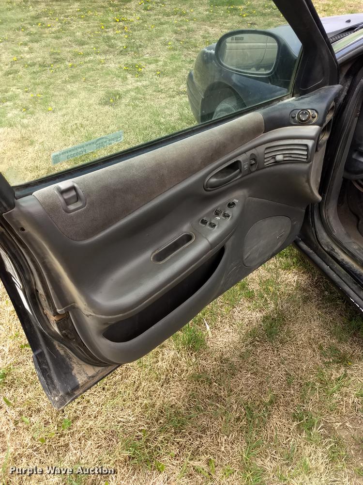 1997 Eagle Vision TSI in Victoria, KS | Item FG9323 sold | Purple Wave