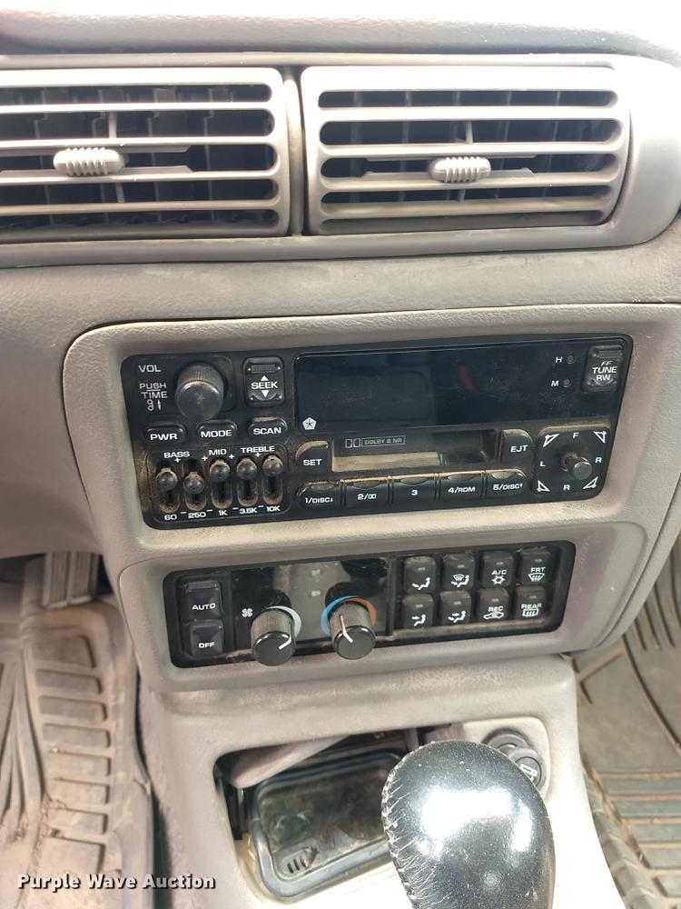 1997 Eagle Vision TSI in Victoria, KS | Item FG9323 sold | Purple Wave