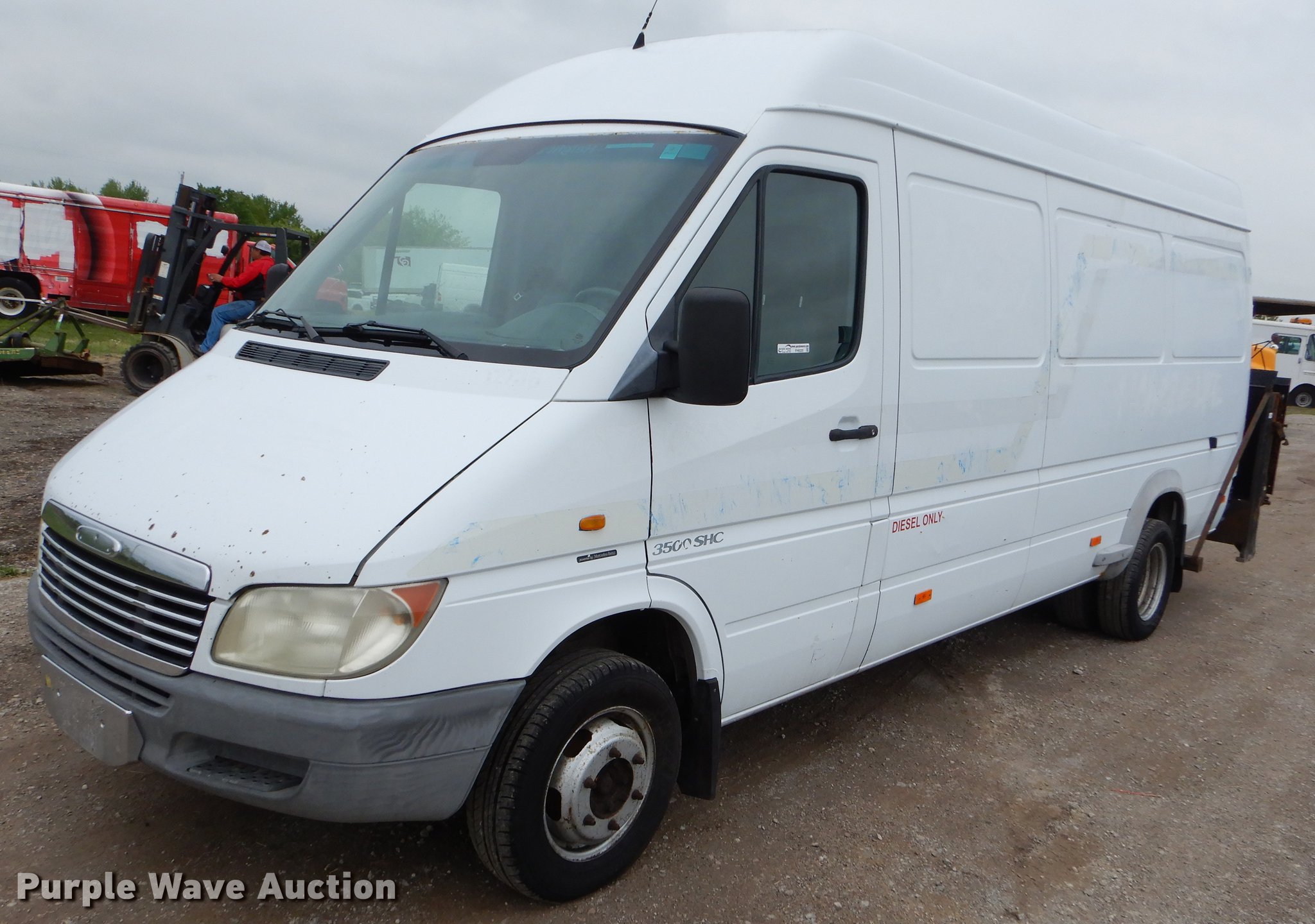 2002 Dodge Sprinter 3500 van in Collinsville, OK | Item FH9320 sold ...