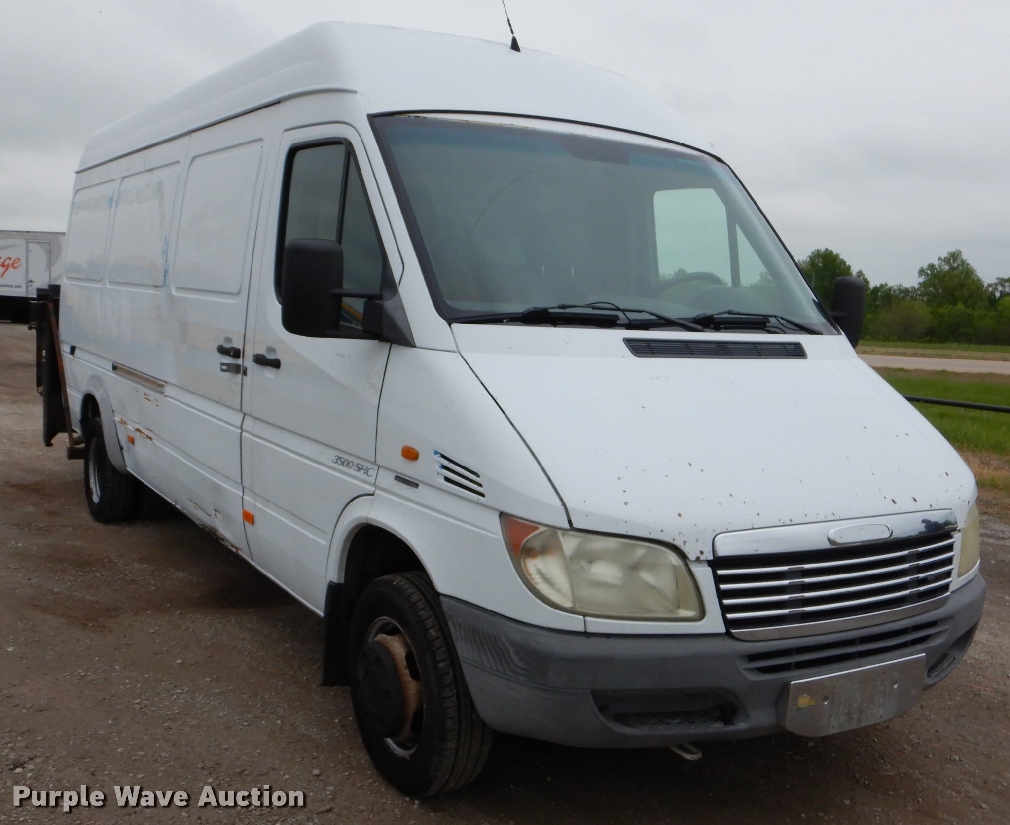 2002 Dodge Sprinter 3500 van in Collinsville, OK | Item FH9320 sold ...