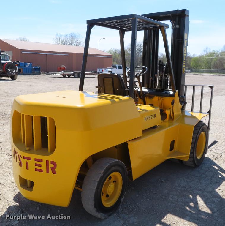 Hyster H100XL forklift in Tonganoxie, KS | Item DF7801 sold | Purple Wave