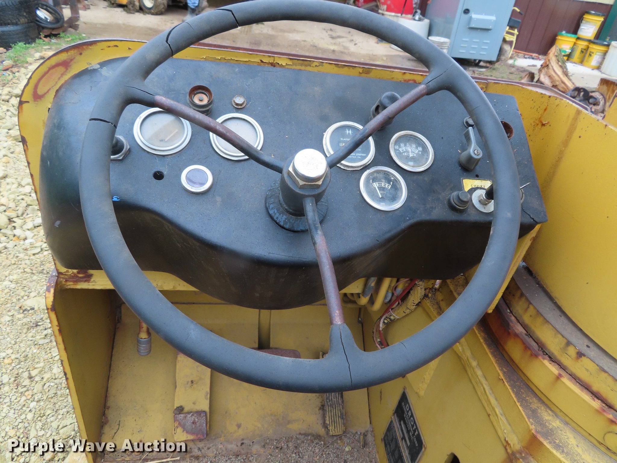 Drott 85 crane in Blue Rapids, KS | Item DE3489 sold | Purple Wave