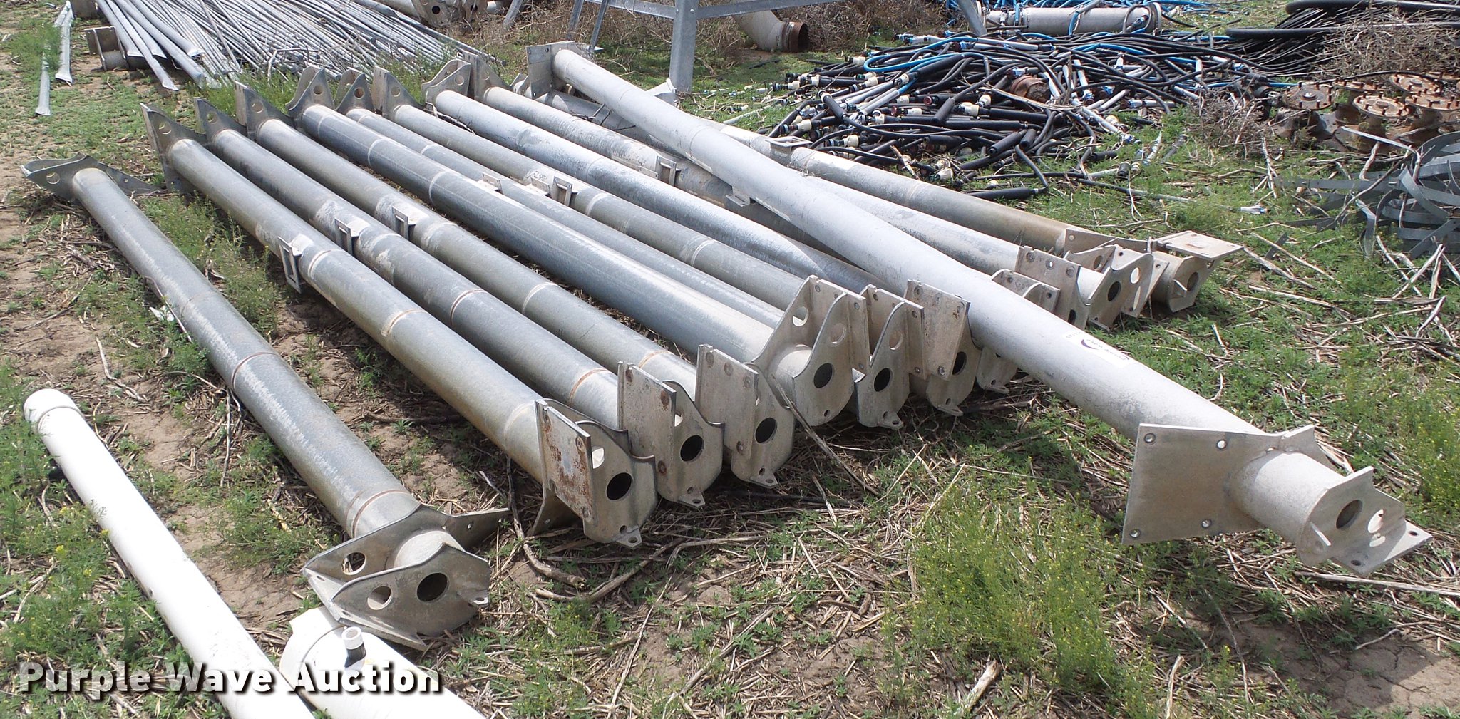 (12) center pivot axles in Satanta, KS | Item DC5185 sold | Purple Wave