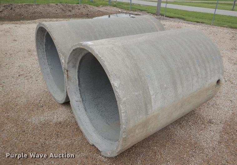 (2) concrete culvert pipes in Burlington, KS | Item FK9216 sold ...