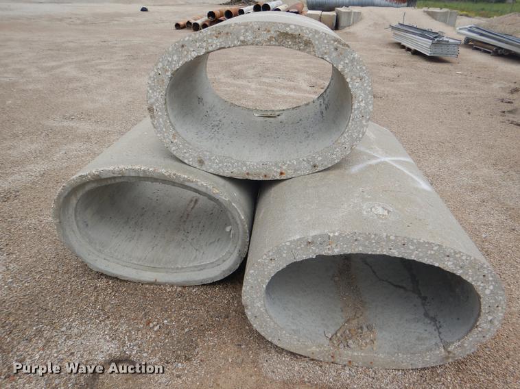 (3) C concrete culvert pipes in Burlington, KS | Item FK9217 sold ...