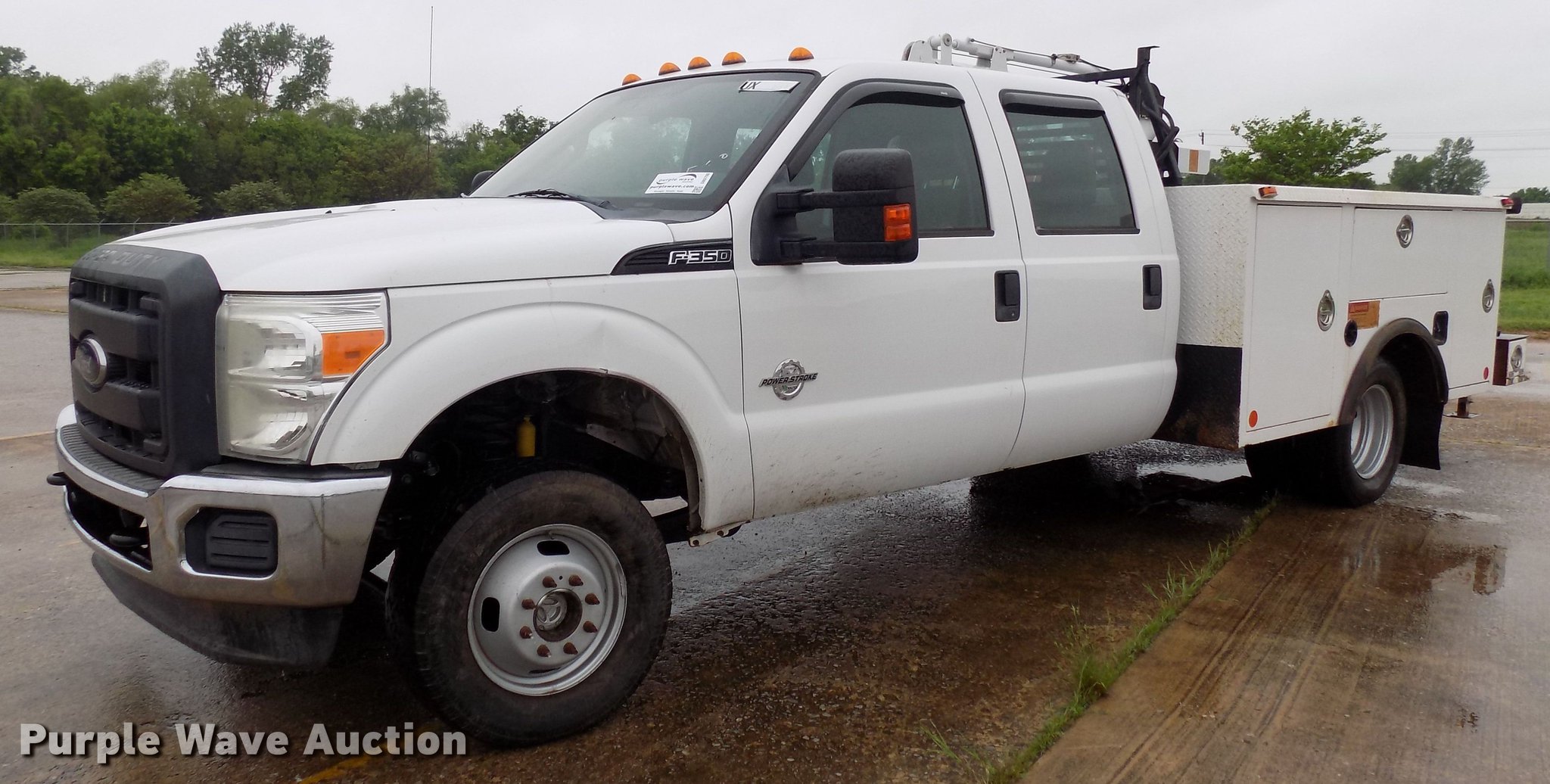2012 Ford F350 Super Duty Crew Cab utility bed pickup truck with crane ...